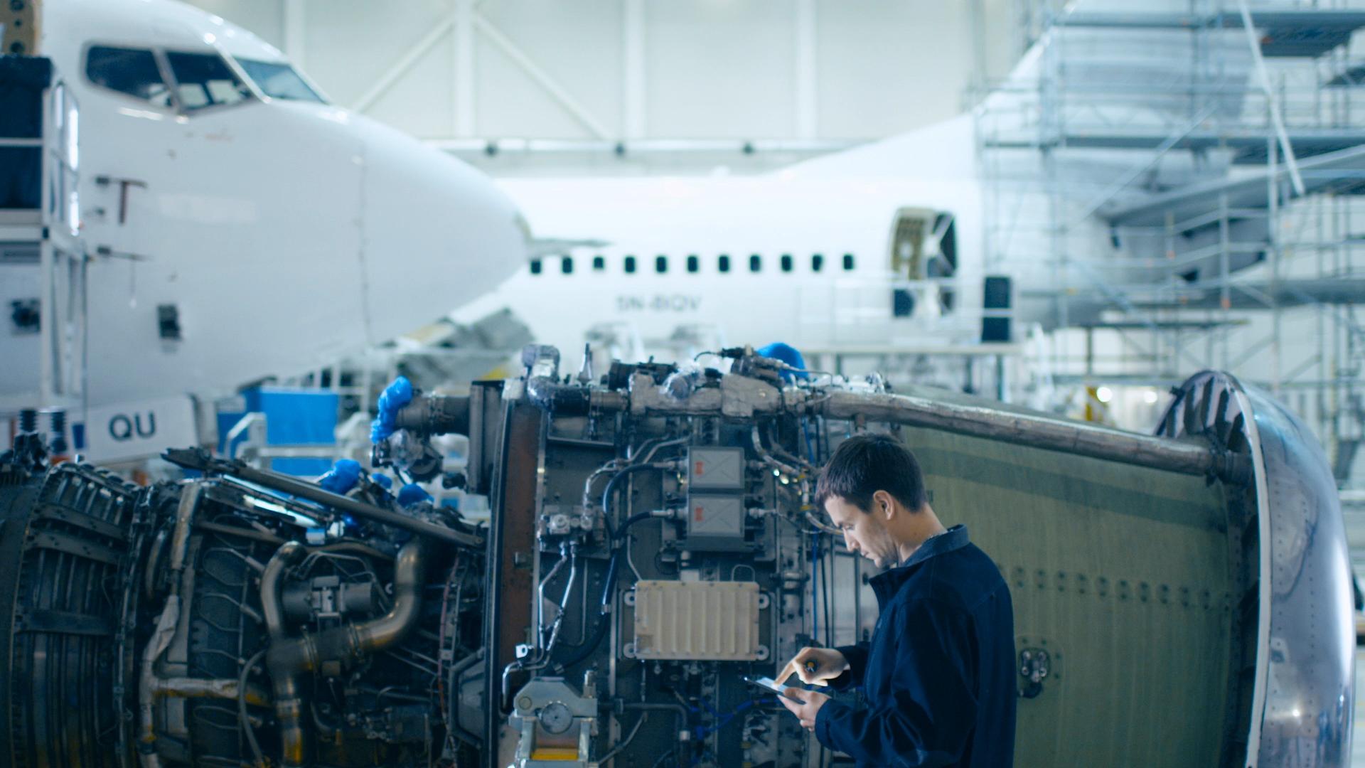 LXA Leasing – BRINGING POWER TO THE AIR